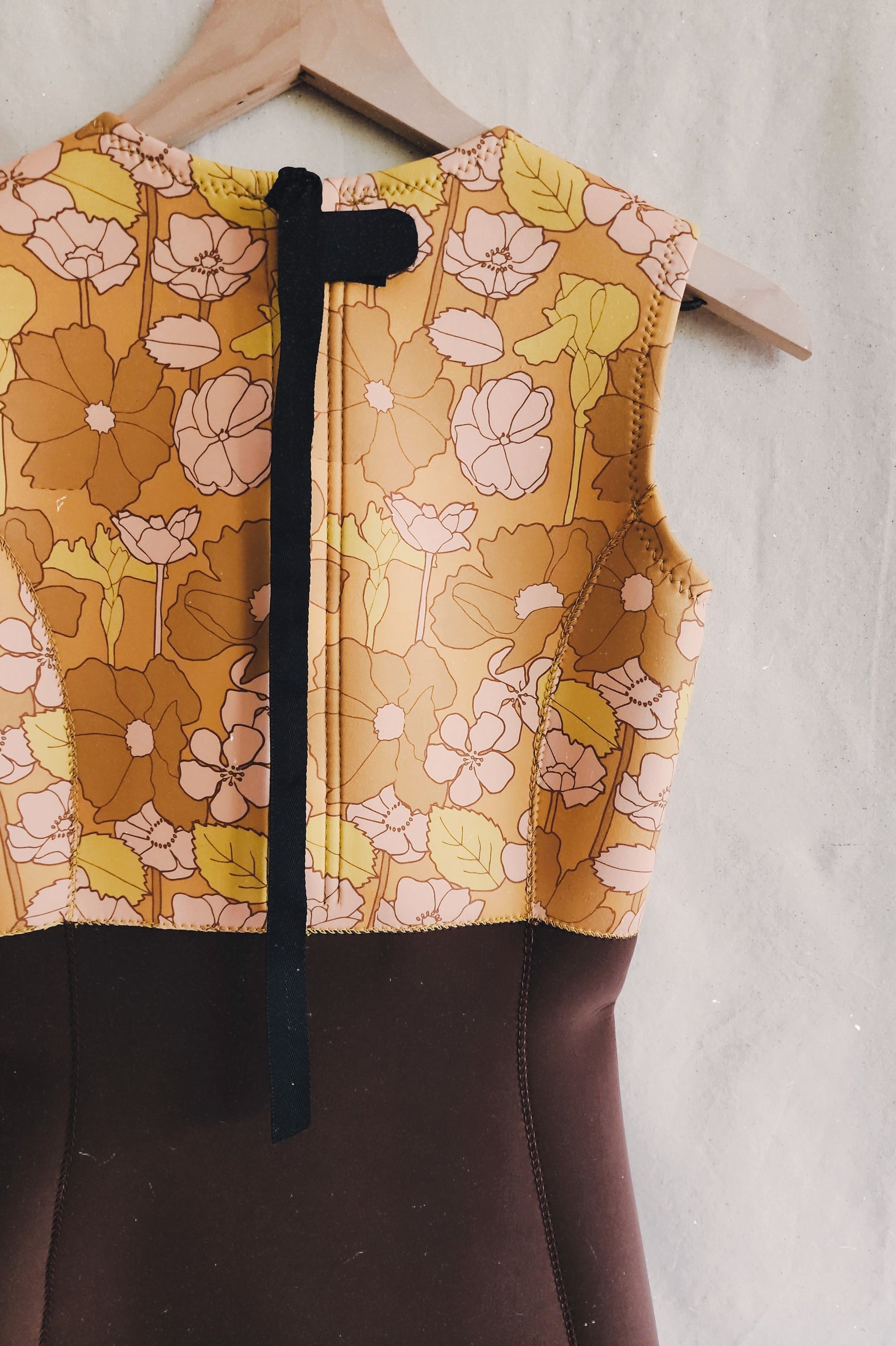 Women / Short Jane / 2mm/ Canna*Brown – Kiyah Wetsuits